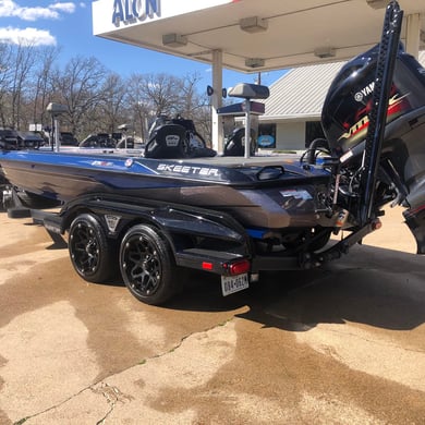 O.H. Ivie Lake Fishing Guides