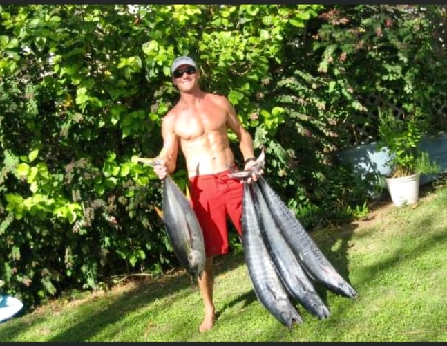 Domestic Six Pack Charters in Miami, Florida: Captain Experiences