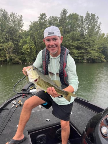 Deez Memories ATX Fishing Guide in Austin, Texas: Captain Experiences