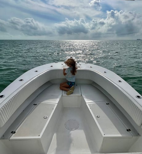 Domestic Six Pack Charters in Miami, Florida: Captain Experiences