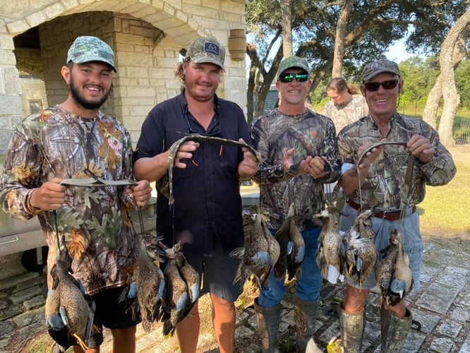 Barefoot Charters in Ingleside, Texas: Captain Experiences