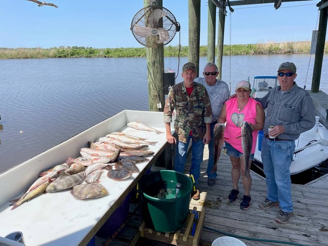 Fishaholic Fishing Charters in Delacroix, Louisiana: Captain Experiences