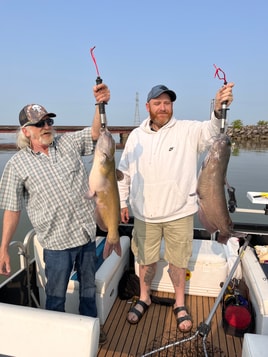 Angry Floater Fishing in Sandusky, Ohio: Captain Experiences