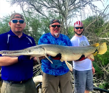 Alligator Gar Rod And Reel Trip In Tivoli