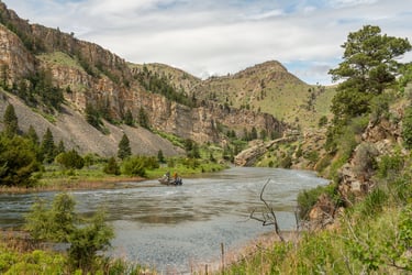 Missouri River Float Trip In Bozeman